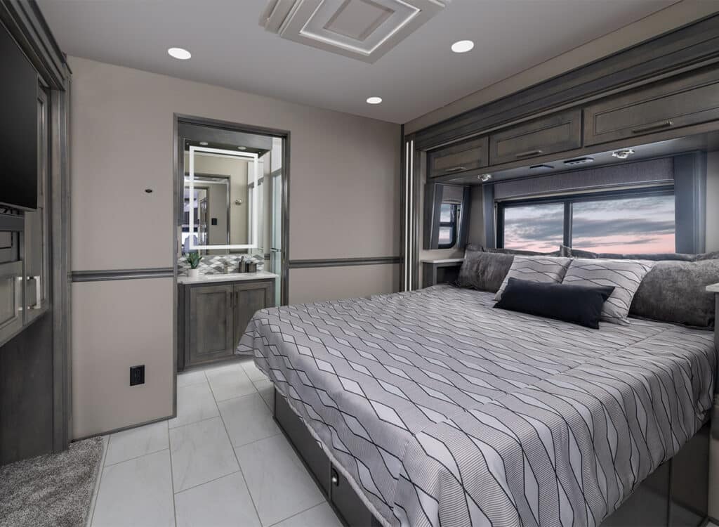 Renegade XL Motorhomes for Sale in Mocksville, NC | Trailers Of The ...